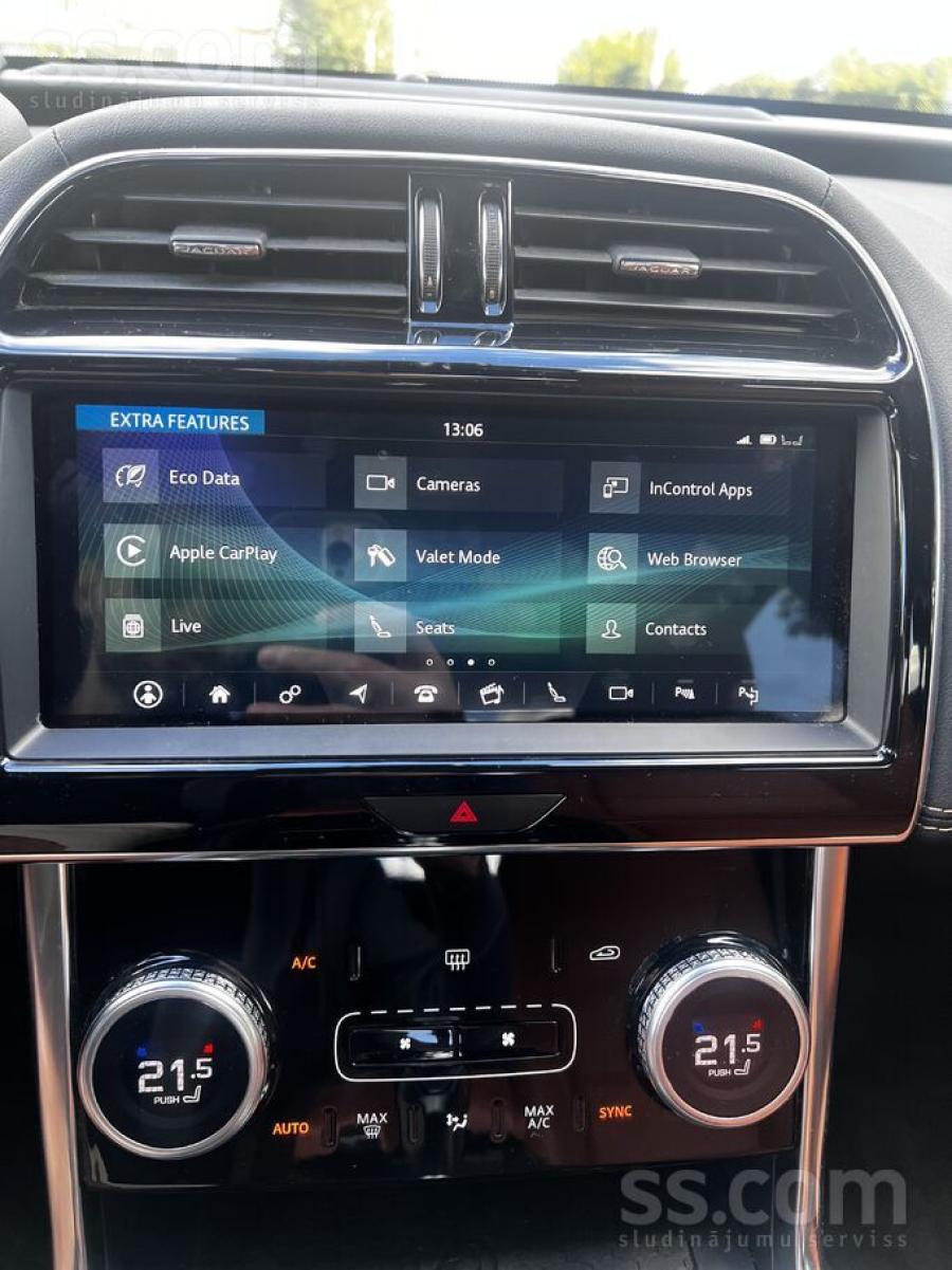 Melns Jaguar XE 2020 Rīga, ar dzinēja tilpumu 2.00 L un nobraukumu 73 tūkst. km par 22400 €, foto 13 vietnē AUTOMOTO.COM.LV