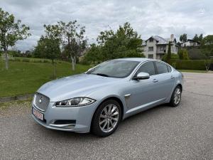Blue Jaguar XE 2015 in Utena, with an engine capacity of 2.20 L and mileage of 187 thousand km for 7950 €, photo  on AUTOMOTO.COM.LV