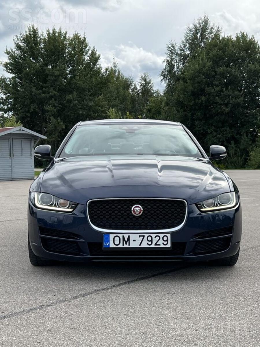 Blue Jaguar XE 2015 in Riga, with an engine capacity of 2.00 L and mileage of 264 thousand km for 6900 €, photo 3 on AUTOMOTO.COM.LV
