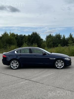 Blue Jaguar XE 2015 in Riga, with an engine capacity of 2.00 L and mileage of 264 thousand km for 6900 €, photo 5 on AUTOMOTO.COM.LV