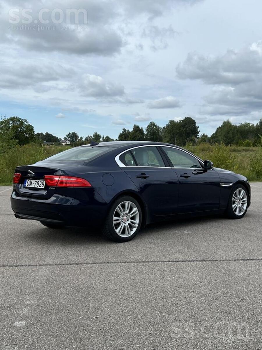 Blue Jaguar XE 2015 in Riga, with an engine capacity of 2.00 L and mileage of 264 thousand km for 6900 €, photo 6 on AUTOMOTO.COM.LV