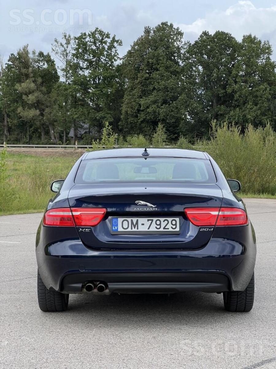 Blue Jaguar XE 2015 in Riga, with an engine capacity of 2.00 L and mileage of 264 thousand km for 6900 €, photo 7 on AUTOMOTO.COM.LV