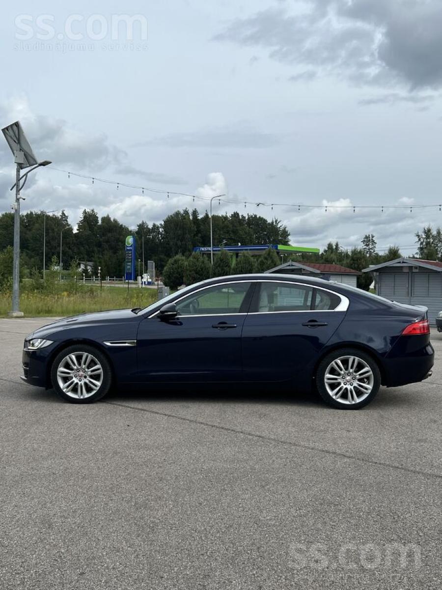 Blue Jaguar XE 2015 in Riga, with an engine capacity of 2.00 L and mileage of 264 thousand km for 6900 €, photo 9 on AUTOMOTO.COM.LV