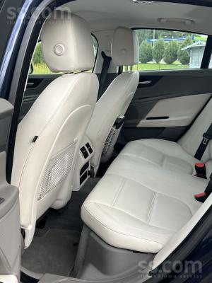 Blue Jaguar XE 2015 in Riga, with an engine capacity of 2.00 L and mileage of 264 thousand km for 6900 €, photo 11 on AUTOMOTO.COM.LV