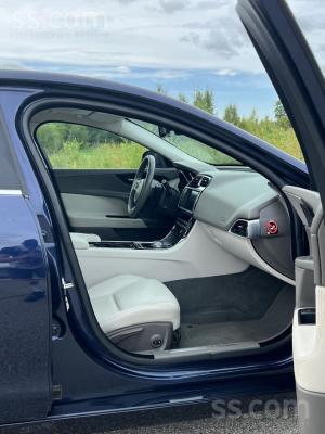 Blue Jaguar XE 2015 in Riga, with an engine capacity of 2.00 L and mileage of 264 thousand km for 6900 €, photo 12 on AUTOMOTO.COM.LV
