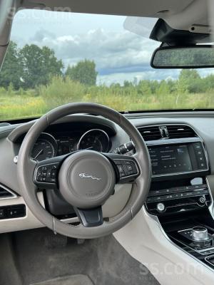 Blue Jaguar XE 2015 in Riga, with an engine capacity of 2.00 L and mileage of 264 thousand km for 6900 €, photo 15 on AUTOMOTO.COM.LV