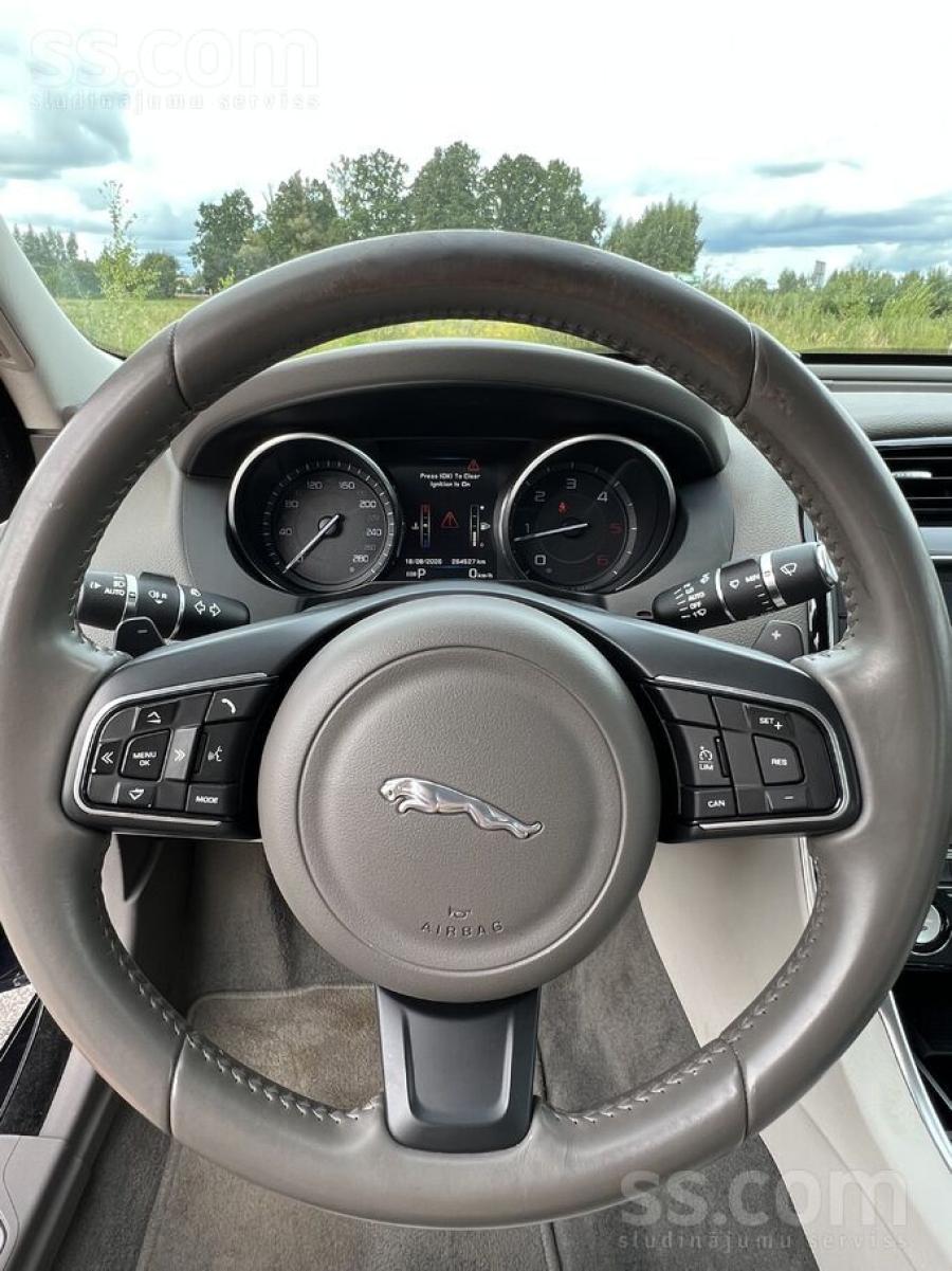 Blue Jaguar XE 2015 in Riga, with an engine capacity of 2.00 L and mileage of 264 thousand km for 6900 €, photo 16 on AUTOMOTO.COM.LV