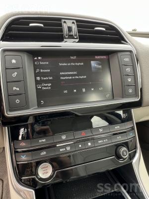 Blue Jaguar XE 2015 in Riga, with an engine capacity of 2.00 L and mileage of 264 thousand km for 6900 €, photo 20 on AUTOMOTO.COM.LV