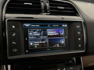 Zils Jaguar XE 2016 Viļņa, ar dzinēja tilpumu 2.00 L un nobraukumu 153 tūkst. km par 8690 €, foto 22 vietnē AUTOMOTO.COM.LV
