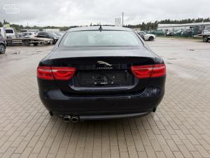 Blue Jaguar XE 2016 in Utena, with an engine capacity of 2.00 L and mileage of 173 thousand km for 6500 €, photo 9 on AUTOMOTO.COM.LV