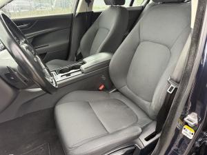 Blue Jaguar XE 2016 in Utena, with an engine capacity of 2.00 L and mileage of 173 thousand km for 6500 €, photo 15 on AUTOMOTO.COM.LV