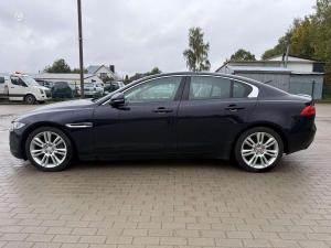 Blue Jaguar XE 2016 in Utena, with an engine capacity of 2.00 L and mileage of 173 thousand km for 6450 €, photo 3 on AUTOMOTO.COM.LV