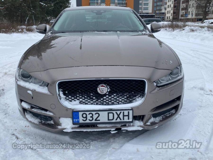 Grey Jaguar XE 2015 in Tallinn, with an engine capacity of 2.00 L and mileage of 113 thousand km for 9500 €, photo 2 on AUTOMOTO.COM.LV