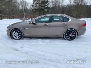 Grey Jaguar XE 2015 in Tallinn, with an engine capacity of 2.00 L and mileage of 113 thousand km for 9500 €, photo 5 on AUTOMOTO.COM.LV