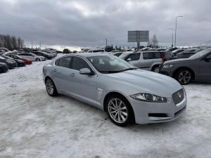 Pelēks Jaguar XE 2015 Utena, ar dzinēja tilpumu 2.20 L un nobraukumu 188 tūkst. km par 8950 €, foto 3 vietnē AUTOMOTO.COM.LV
