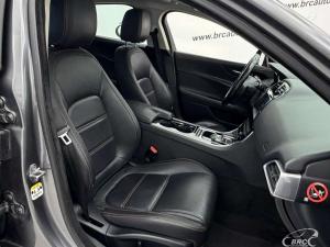 Grey Jaguar XE 2015 in Vilnius, with an engine capacity of 2.00 L and mileage of 243 thousand km for 6000 €, photo 9 on AUTOMOTO.COM.LV