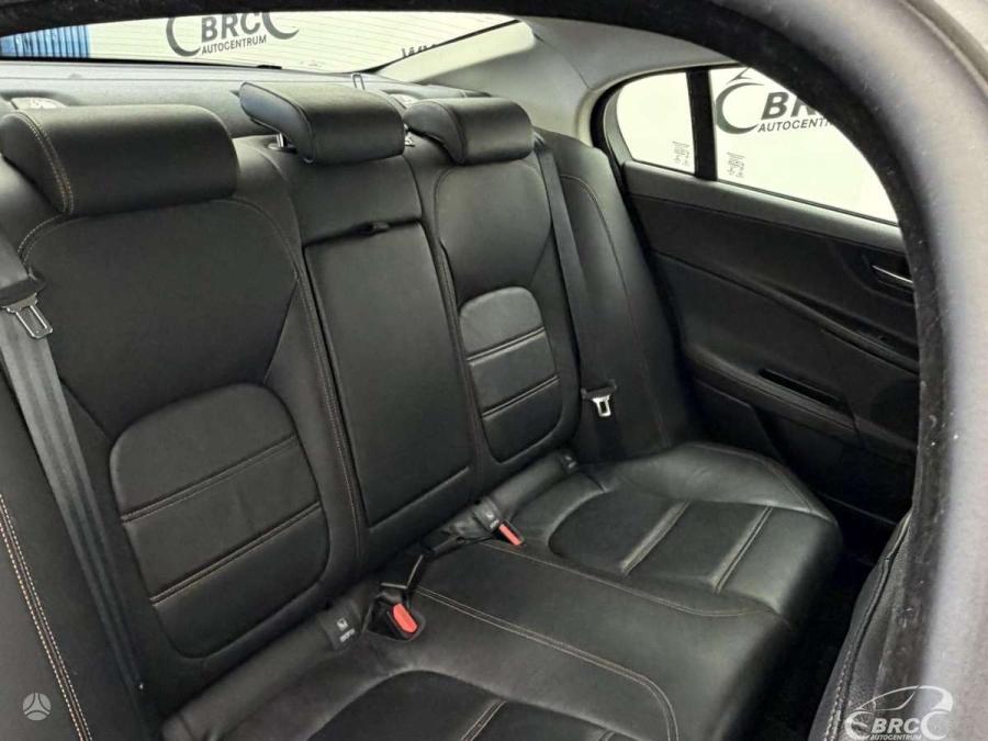 Grey Jaguar XE 2015 in Vilnius, with an engine capacity of 2.00 L and mileage of 243 thousand km for 6000 €, photo 13 on AUTOMOTO.COM.LV