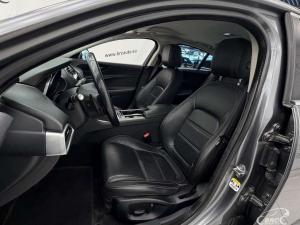 Grey Jaguar XE 2015 in Vilnius, with an engine capacity of 2.00 L and mileage of 243 thousand km for 6000 €, photo 24 on AUTOMOTO.COM.LV