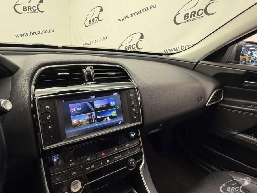 Grey Jaguar XE 2015 in Vilnius, with an engine capacity of 2.00 L and mileage of 243 thousand km for 6000 €, photo 28 on AUTOMOTO.COM.LV