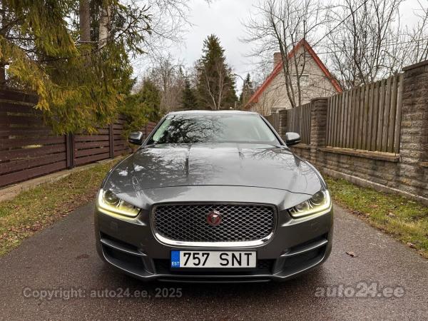 Pelēks Jaguar XE 2016 Tallina, ar dzinēja tilpumu 2.00 L un nobraukumu 170 tūkst. km par 10500 €, foto 2 vietnē AUTOMOTO.COM.LV