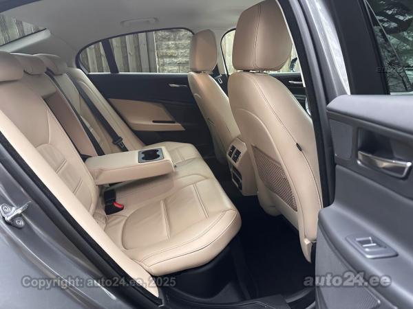 Grey Jaguar XE 2016 in Tallinn, with an engine capacity of 2.00 L and mileage of 170 thousand km for 10500 €, photo 11 on AUTOMOTO.COM.LV