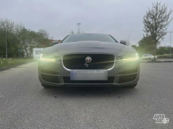 Серый Ягуар XE 2016 в Клайпеда, объемом двигателя 2.00 л и пробегом 281 тыс. км за 8300 €, фото 2 на AUTOMOTO.COM.LV