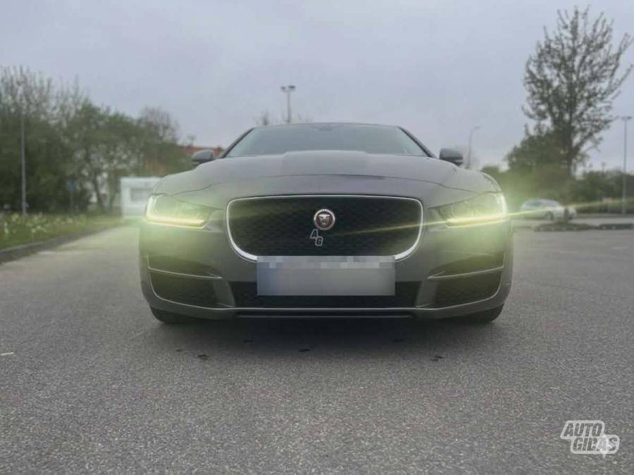Pelēks Jaguar XE 2016 Klaipėda, ar dzinēja tilpumu 2.00 L un nobraukumu 281 tūkst. km par 8300 €, foto 3 vietnē AUTOMOTO.COM.LV