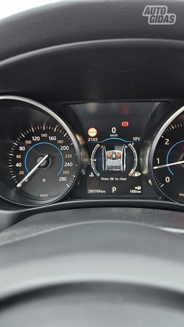 Grey Jaguar XE 2016 in Klaipeda, with an engine capacity of 2.00 L and mileage of 281 thousand km for 8300 €, photo 10 on AUTOMOTO.COM.LV