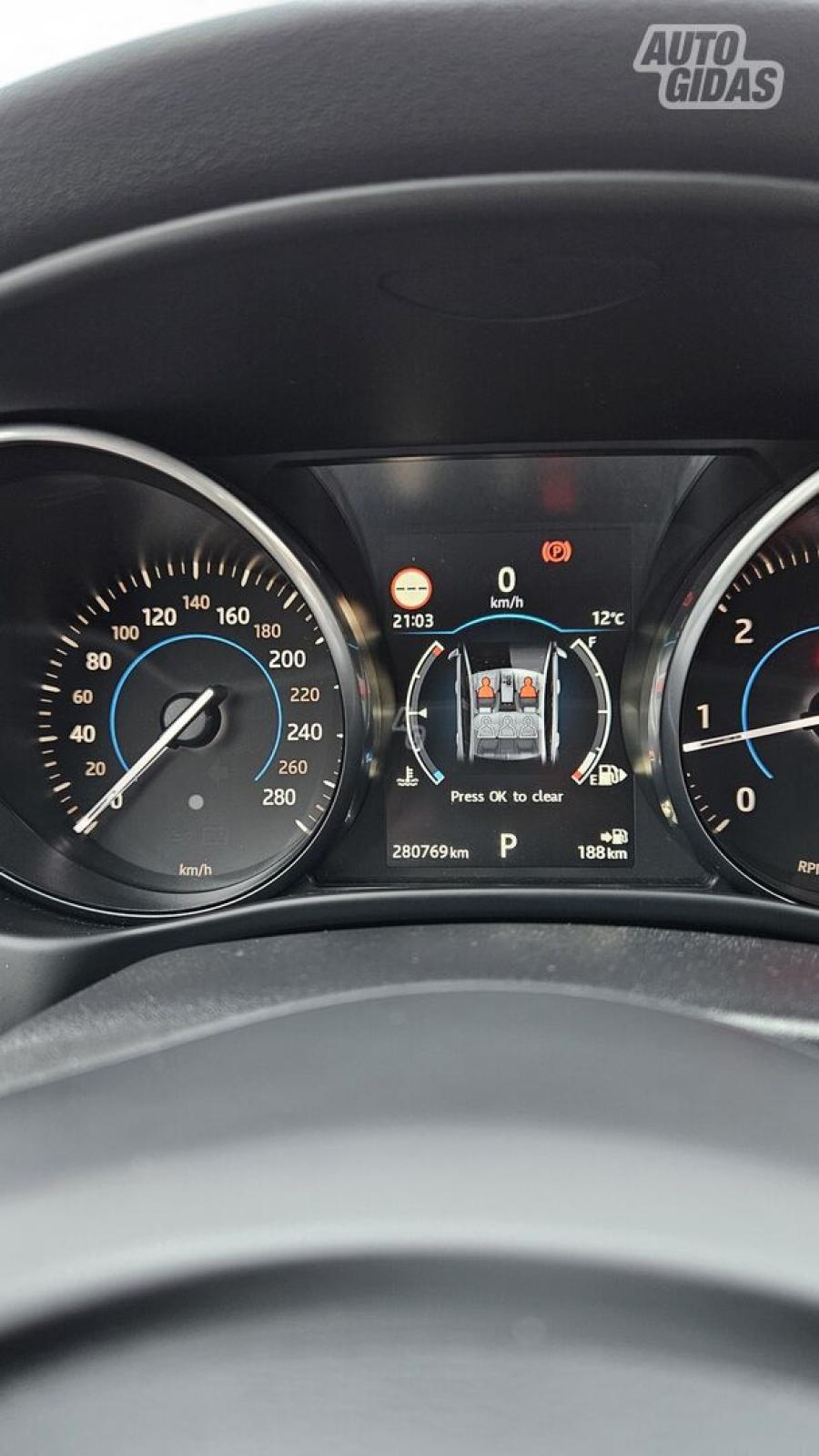 Pelēks Jaguar XE 2016 Klaipėda, ar dzinēja tilpumu 2.00 L un nobraukumu 281 tūkst. km par 8300 €, foto 11 vietnē AUTOMOTO.COM.LV
