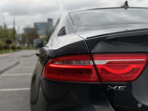 Серый Ягуар XE 2016 в Вильнюс, объемом двигателя 2.00 л и пробегом 173 тыс. км за 12990 €, фото 10 на AUTOMOTO.COM.LV