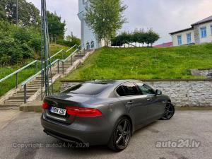 Grey Jaguar XE 2016 in Tallinn, with an engine capacity of 2.00 L and mileage of 228 thousand km for 9999 €, photo 7 on AUTOMOTO.COM.LV