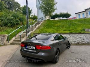 Grey Jaguar XE 2016 in Tallinn, with an engine capacity of 2.00 L and mileage of 228 thousand km for 9999 €, photo 9 on AUTOMOTO.COM.LV