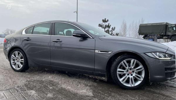 Pelēks Jaguar XE 2017 Kauņa, ar dzinēja tilpumu 2.00 L un nobraukumu 230 tūkst. km par 8700 €, foto 4 vietnē AUTOMOTO.COM.LV