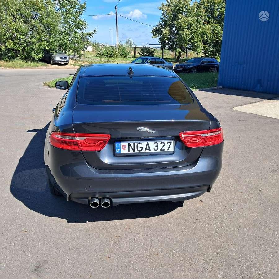 Серый Ягуар XE 2017 в Каунас, объемом двигателя 2.00 л и пробегом 168 тыс. км за 8000 €, фото 8 на AUTOMOTO.COM.LV