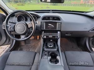Grey Jaguar XE 2017 in Tartu, with an engine capacity of 2.00 L and mileage of 200 thousand km for 14400 €, photo 6 on AUTOMOTO.COM.LV