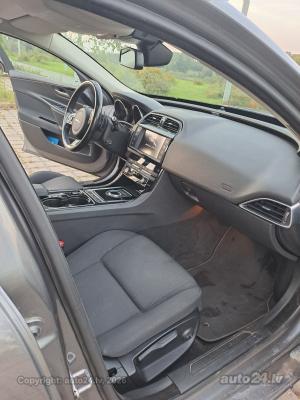 Grey Jaguar XE 2017 in Tartu, with an engine capacity of 2.00 L and mileage of 200 thousand km for 14400 €, photo 7 on AUTOMOTO.COM.LV