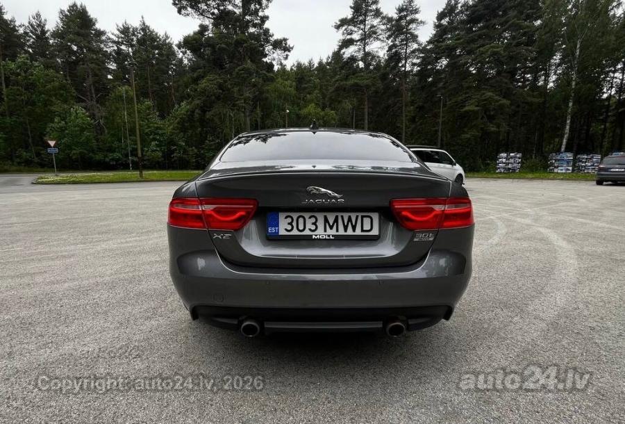 Pelēks Jaguar XE 2019 Tallina, ar dzinēja tilpumu 2.00 L un nobraukumu 135 tūkst. km par 19500 €, foto 5 vietnē AUTOMOTO.COM.LV