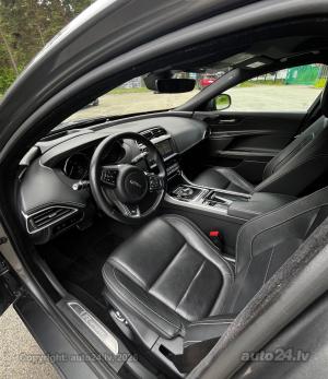 Pelēks Jaguar XE 2019 Tallina, ar dzinēja tilpumu 2.00 L un nobraukumu 135 tūkst. km par 19500 €, foto 9 vietnē AUTOMOTO.COM.LV
