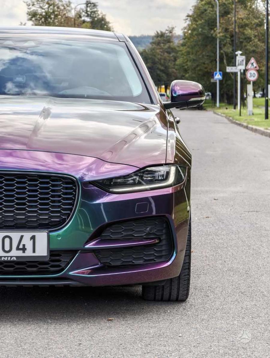 Серый Ягуар XE 2019 в Вильнюс, объемом двигателя 2.00 л и пробегом 151 тыс. км за 17500 €, фото 4 на AUTOMOTO.COM.LV