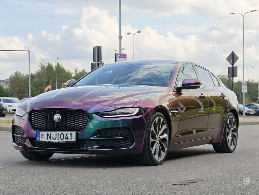 Серый Ягуар XE 2019 в Вильнюс, объемом двигателя 2.00 л и пробегом 151 тыс. км за 17500 €, фото 5 на AUTOMOTO.COM.LV