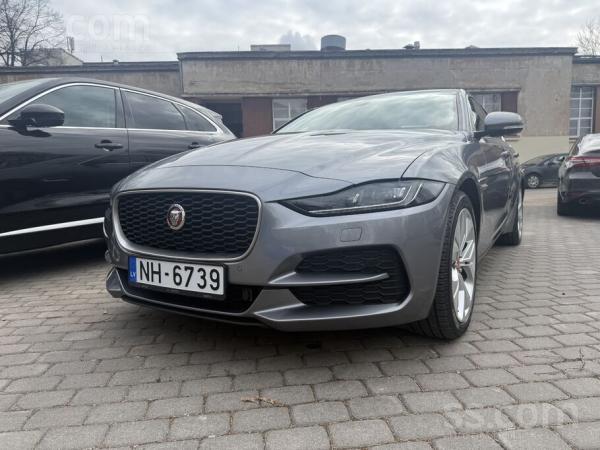 Grey Jaguar XE 2020 in Riga, with an engine capacity of 2.00 L and mileage of 87 thousand km for 24000 €, photo 1 on AUTOMOTO.COM.LV