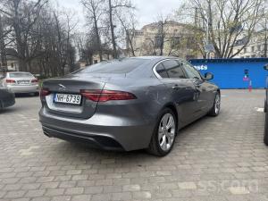 Серый Ягуар XE 2020 в Рига, объемом двигателя 2.00 л и пробегом 87 тыс. км за 24000 €, фото 8 на AUTOMOTO.COM.LV