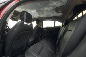 Red Jaguar XE 2018 in Riga, with an engine capacity of 0.00 L and mileage of 139 thousand km for 36500 €, photo 13 on AUTOMOTO.COM.LV