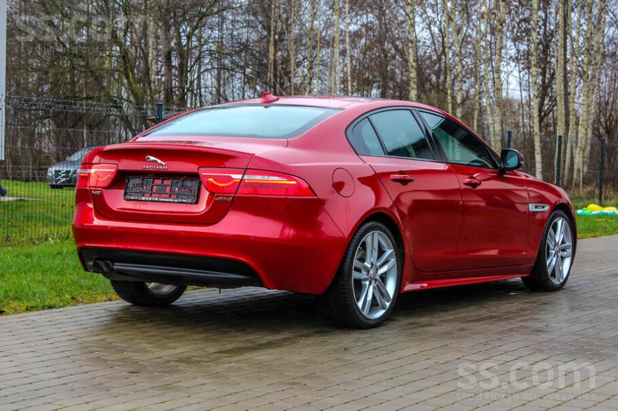 Sarkans Jaguar XE 2015 Jelgava, ar dzinēja tilpumu 2.00 L un nobraukumu 180 tūkst. km par 12996 €, foto 2 vietnē AUTOMOTO.COM.LV