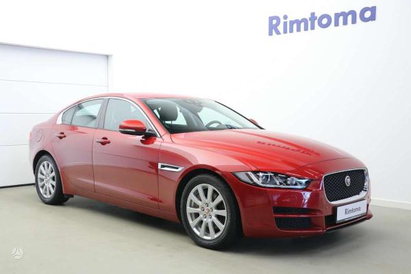 Sarkans Jaguar XE 2015 Viļņa, ar dzinēja tilpumu 2.00 L un nobraukumu 48 tūkst. km par 11950 €, foto 1 vietnē AUTOMOTO.COM.LV