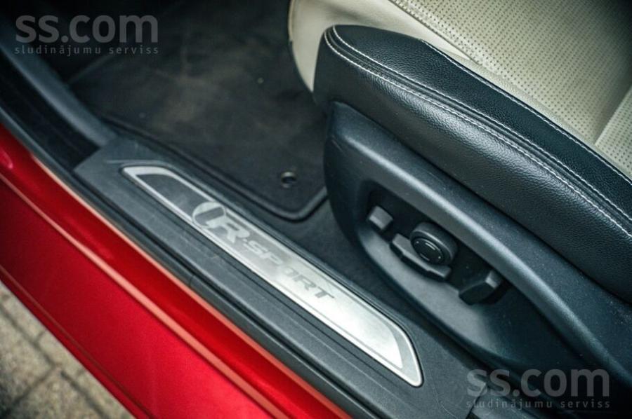 Sarkans Jaguar XE 2015 Rīga, ar dzinēja tilpumu 2.00 L un nobraukumu 183 tūkst. km par 5990 €, foto 15 vietnē AUTOMOTO.COM.LV