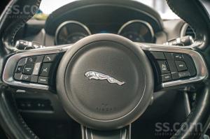 Sarkans Jaguar XE 2015 Rīga, ar dzinēja tilpumu 2.00 L un nobraukumu 183 tūkst. km par 5990 €, foto 27 vietnē AUTOMOTO.COM.LV
