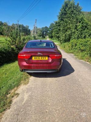 Sarkans Jaguar XE 2016 Alīta, ar dzinēja tilpumu 2.00 L un nobraukumu 128 tūkst. km par 3200 €, foto 4 vietnē AUTOMOTO.COM.LV