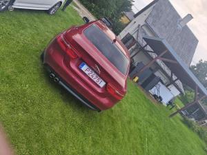 Red Jaguar XE 2016 in Vilnius, with an engine capacity of 2.00 L and mileage of 168 thousand km for 7700 €, photo 7 on AUTOMOTO.COM.LV
