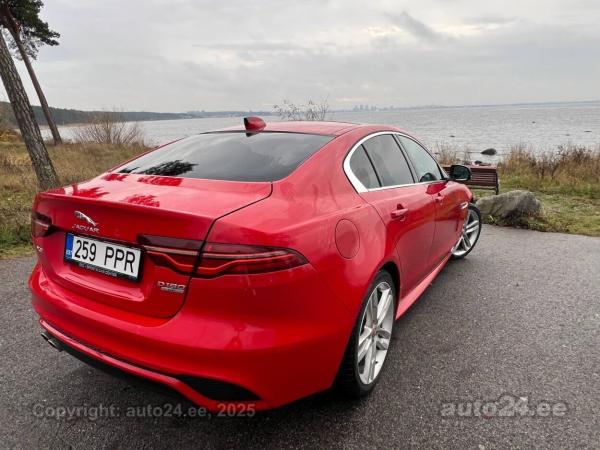 Red Jaguar XE 2020 in Tallinn, with an engine capacity of 2.00 L and mileage of 84 thousand km for 27400 €, photo 11 on AUTOMOTO.COM.LV